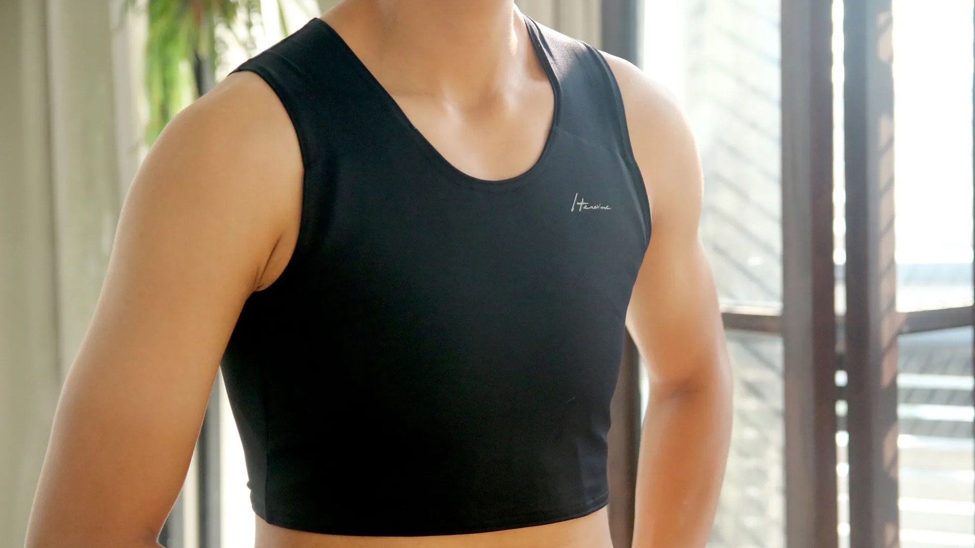 2025年8款束胸推薦｜展現自在舒適的線條，擁抱真實的你！巴黎男孩、Double評價 - iGood 愛好物